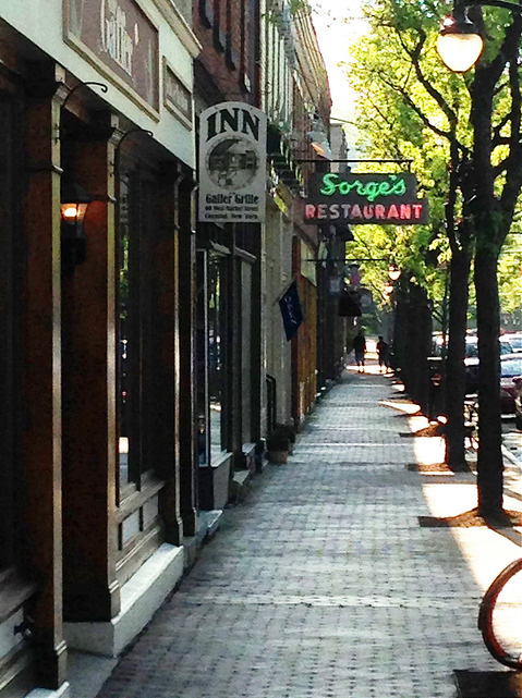 What Makes a Good Main Street Work? – PlaceMakers